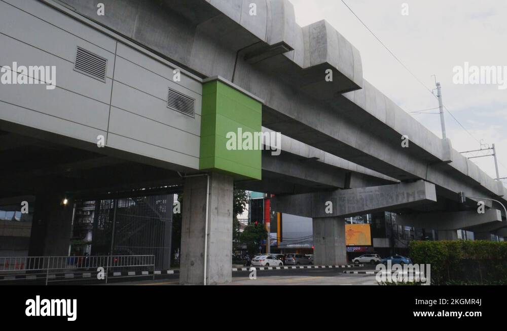 Mrt track Stock Videos & Footage - HD and 4K Video Clips - Alamy