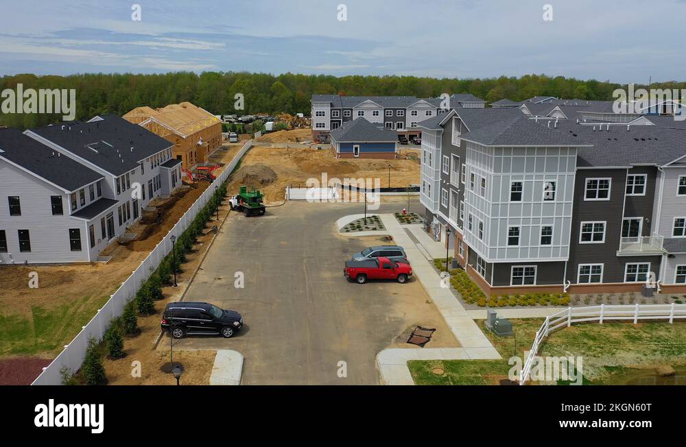 Luxury quarter Stock Videos & Footage - HD and 4K Video Clips - Alamy