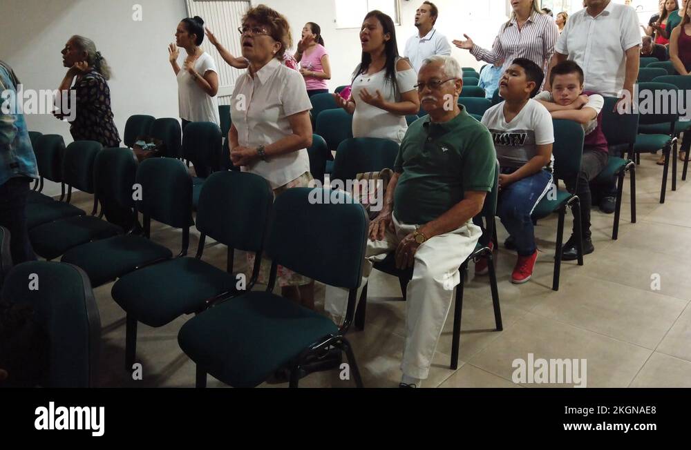 Kneeling people Stock Videos & Footage - HD and 4K Video Clips - Alamy