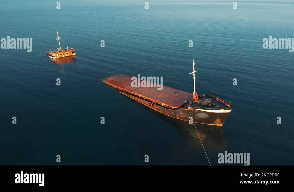 Sunken cargo ship Stock Videos & Footage - HD and 4K Video Clips - Alamy