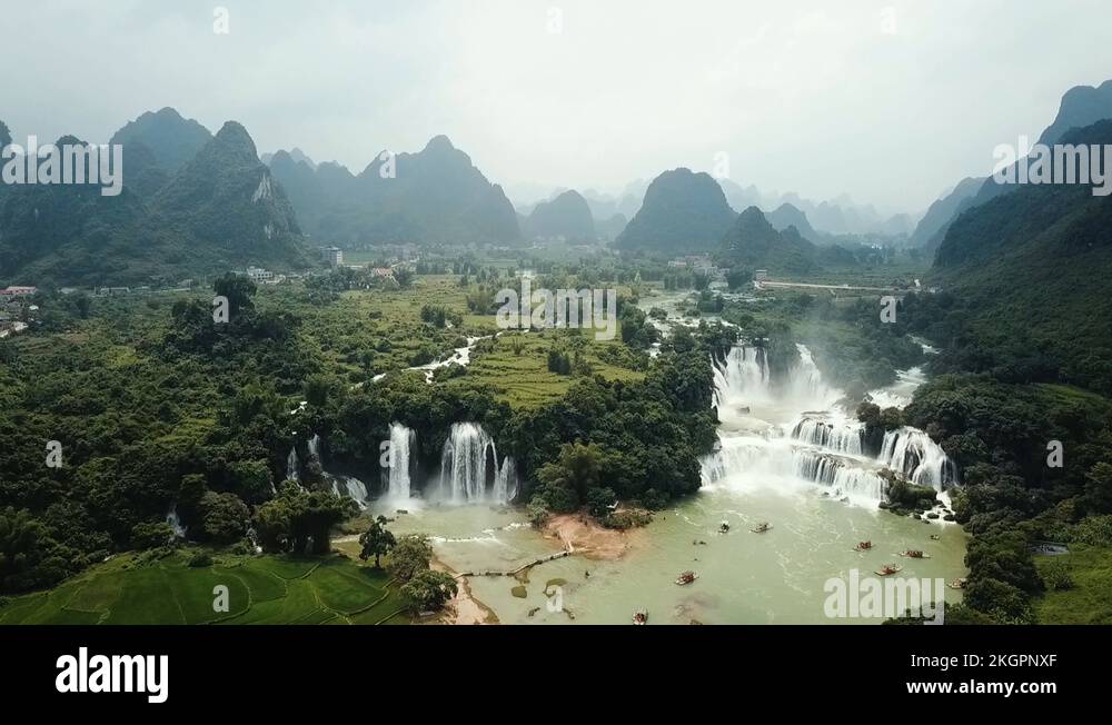 Vietnam border Stock Videos & Footage - HD and 4K Video Clips - Alamy