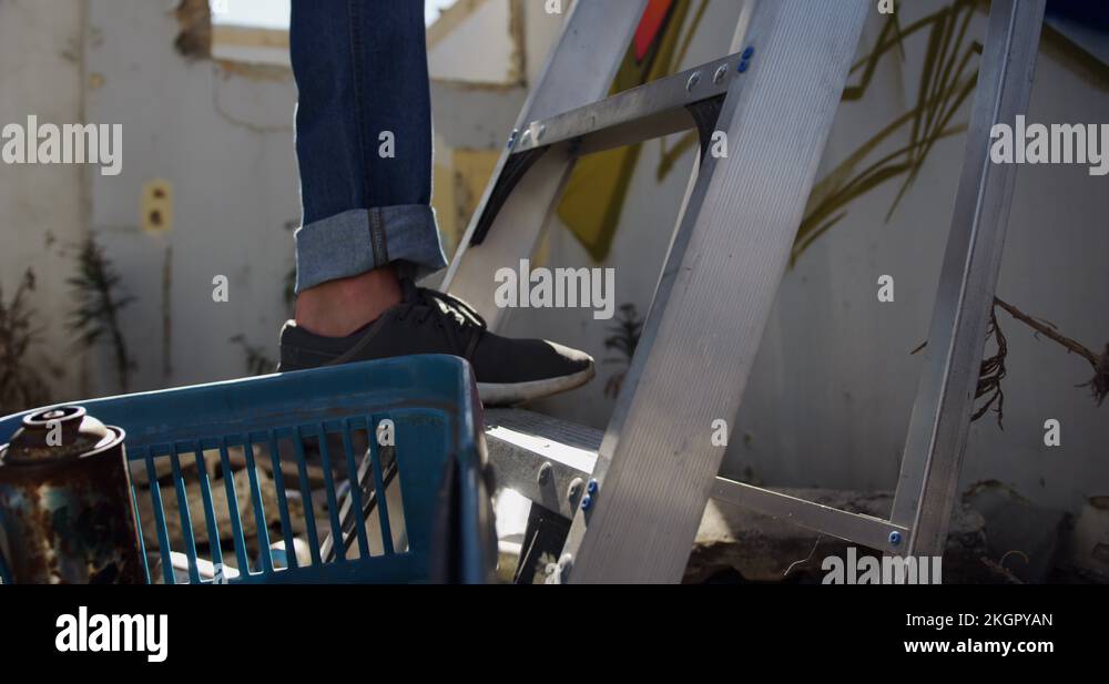 Graffiti artist painting with aerosol spray on the wall 4k Stock Video ...