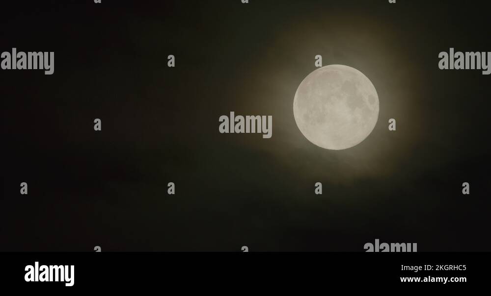 Full moon creepy horror movie film cloud moving real no CG night scary ...