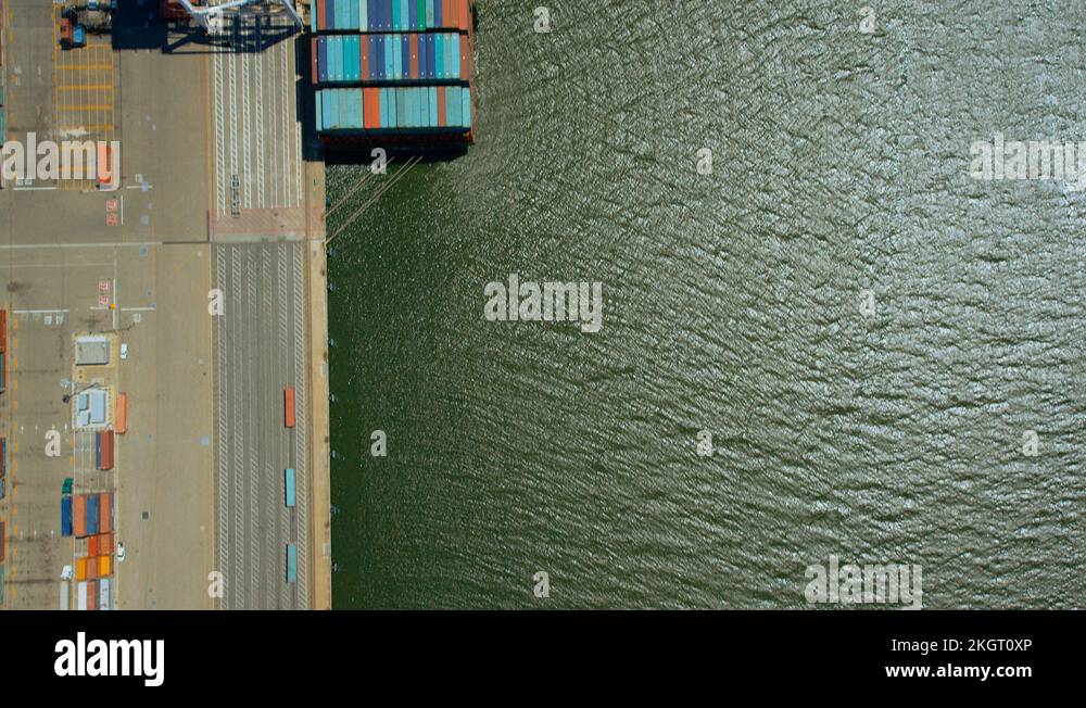 Air cargo containers Stock Videos & Footage - HD and 4K Video Clips - Alamy