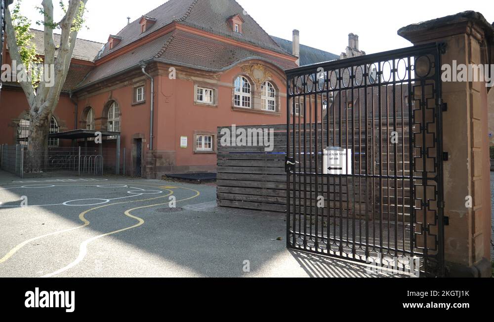 Campaignposters Stock Videos & Footage - HD and 4K Video Clips - Alamy