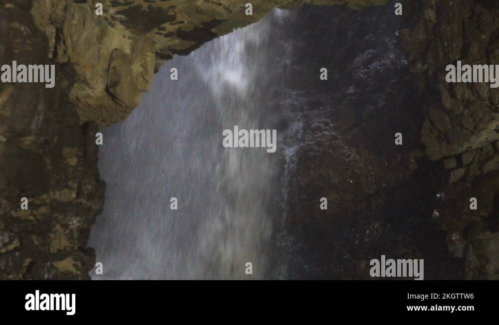 Hanging rock falls Stock Videos & Footage - HD and 4K Video Clips - Alamy