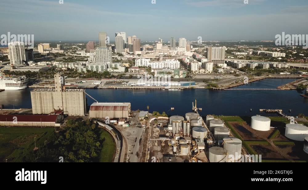 Tampa cargo port aerial Stock Videos & Footage - HD and 4K Video Clips ...