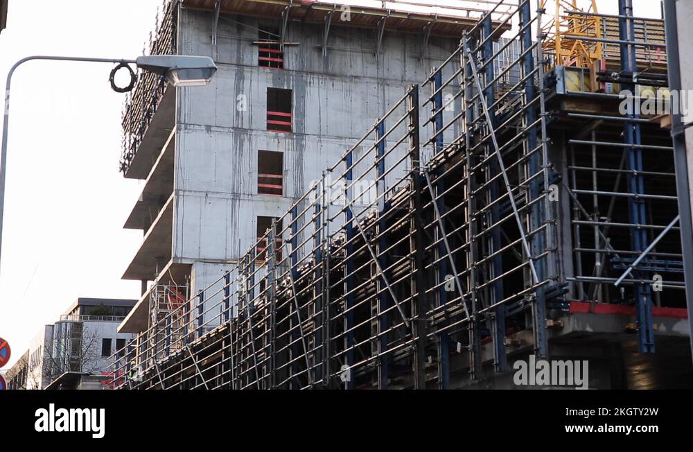Scaffold frame Stock Videos & Footage - HD and 4K Video Clips - Alamy