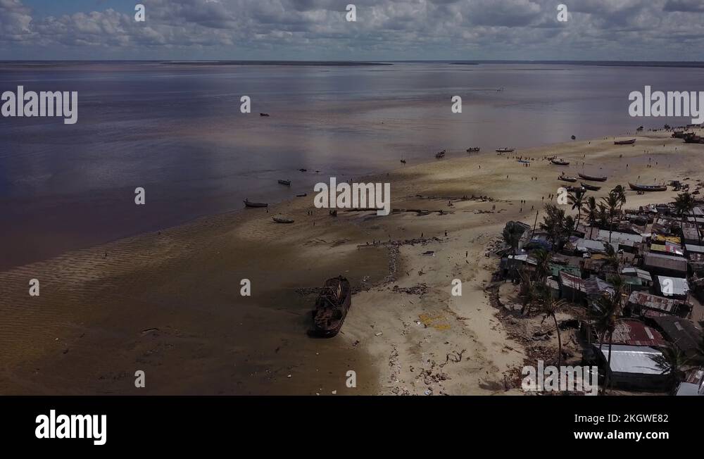 Praia Nova, Beira, Mozambique - Cyclone Idai caused severe flooding and ...