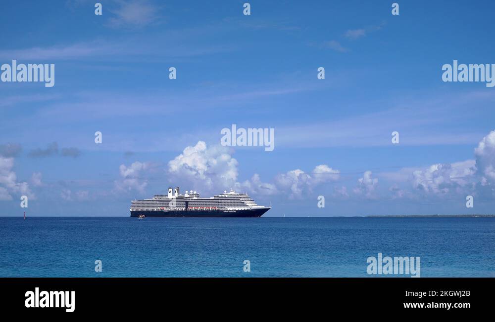 Polynesian island cruise Stock Videos & Footage - HD and 4K Video Clips ...