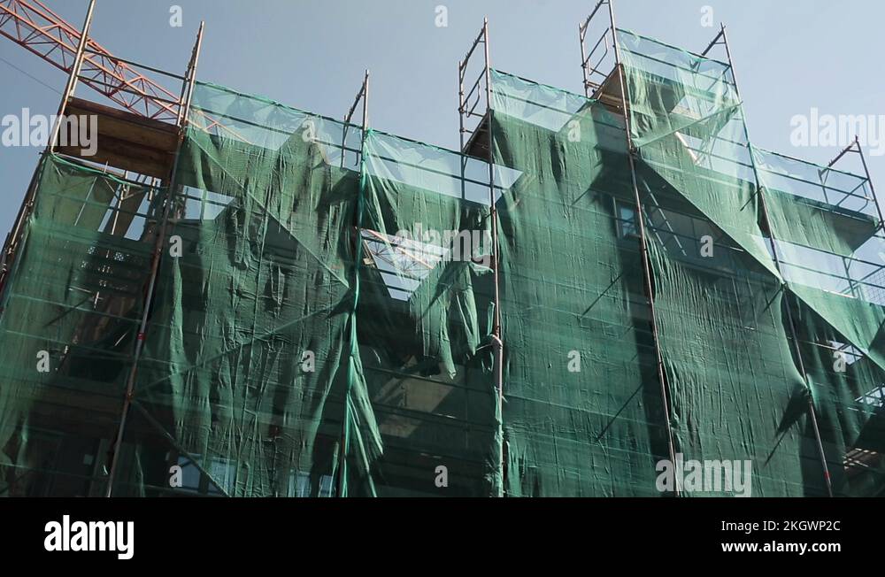 Scaffold mesh Stock Videos & Footage - HD and 4K Video Clips - Alamy