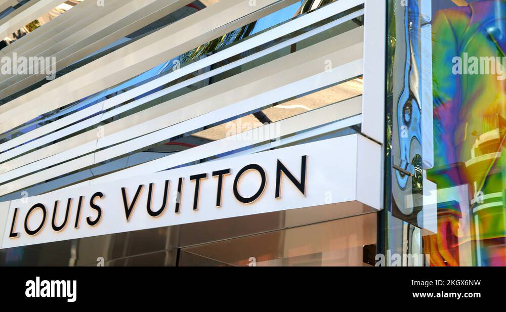 Lv shop Stock Videos & Footage - HD and 4K Video Clips - Alamy