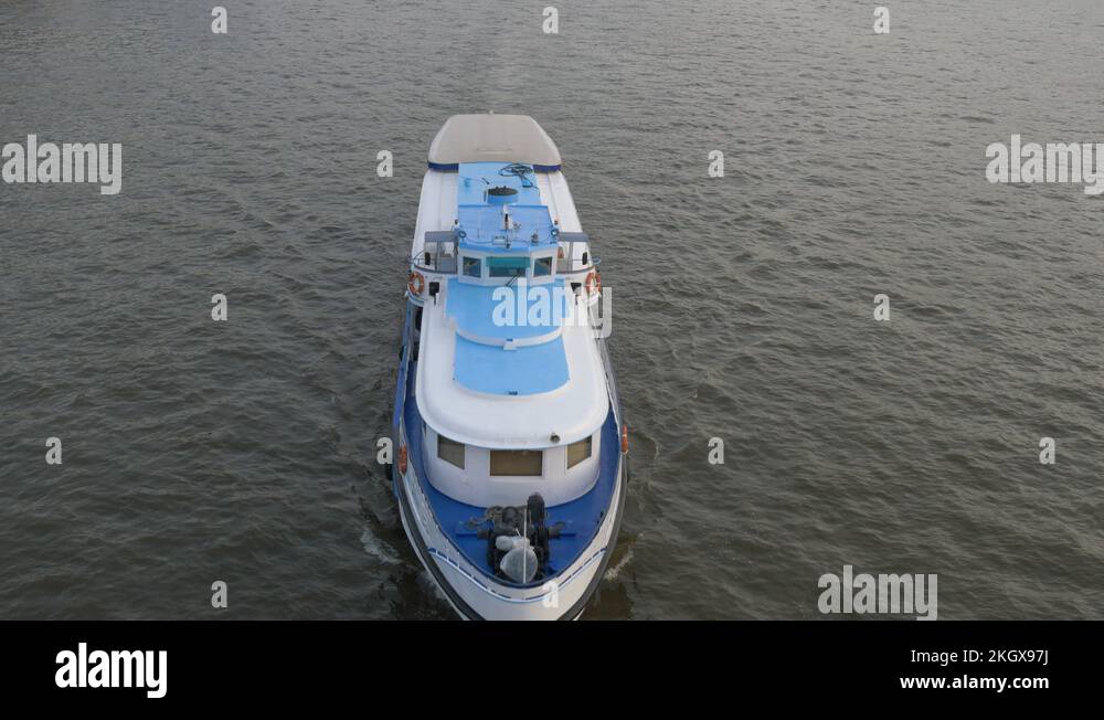 Blue water cruiser Stock Videos & Footage - HD and 4K Video Clips - Alamy