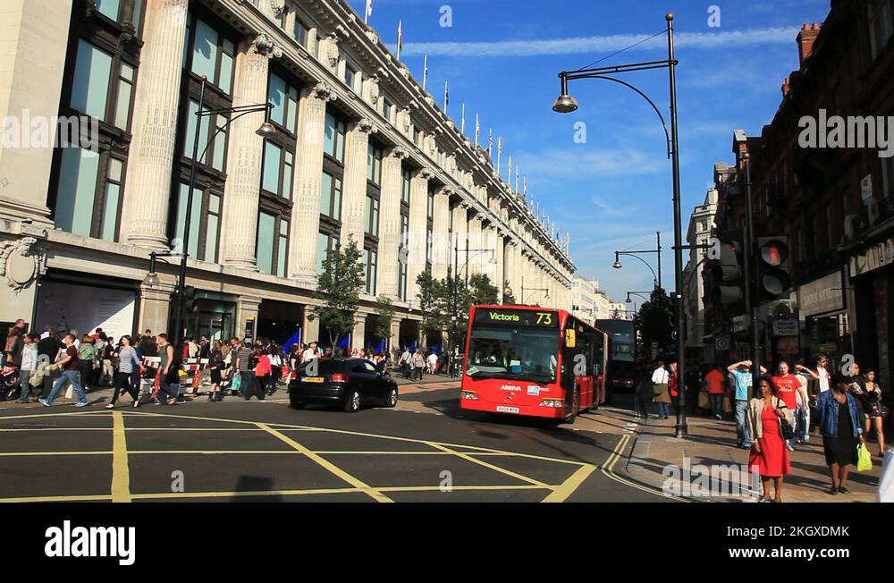 Selfridges london Stock Videos & Footage - HD and 4K Video Clips - Alamy