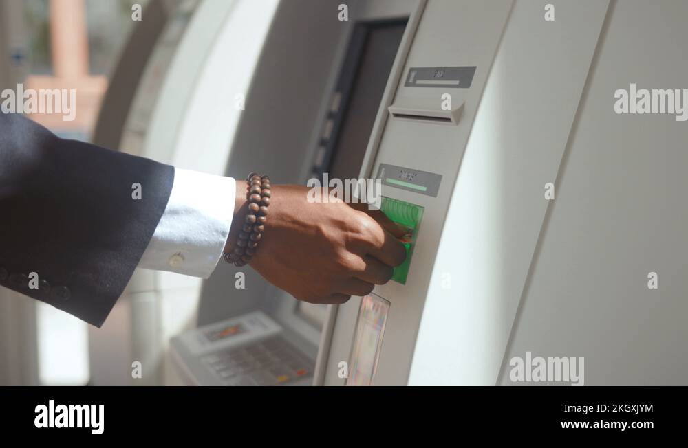 Using cashpoint Stock Videos & Footage - HD and 4K Video Clips - Alamy