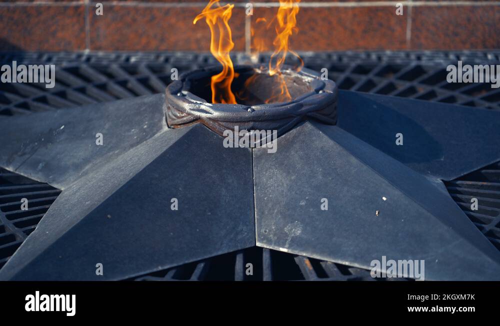 Eternal Flame - symbol World War II.Fire burns in memory of millions ...