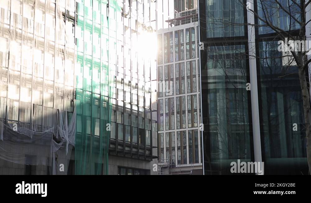 Sunlight reflecting off building Stock Videos & Footage - HD and 4K ...