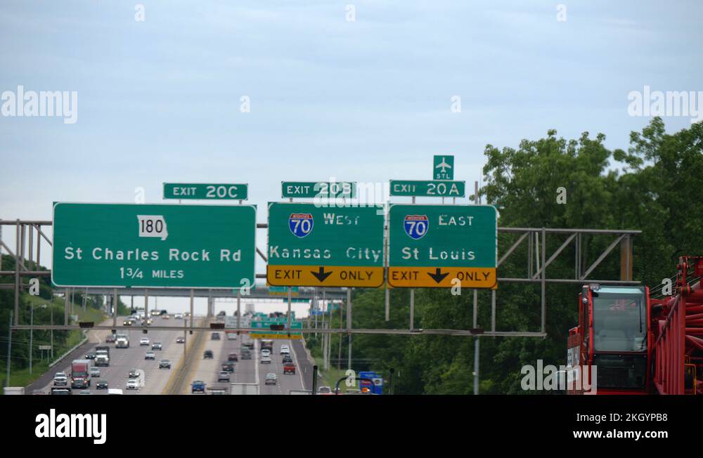 Traffic signs kansas city st Stock Videos & Footage - HD and 4K Video ...