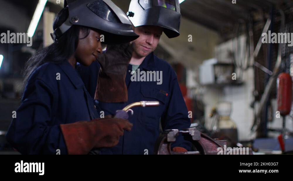 Welding apprentice Stock Videos & Footage - HD and 4K Video Clips - Alamy