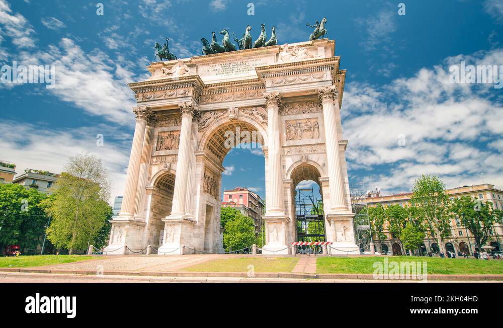 Porta arco Stock Videos & Footage - HD and 4K Video Clips - Alamy