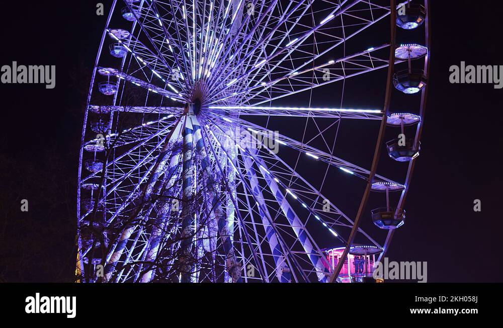 Time lapse of a Ferris wheel spinning at night in Bordeaux France Stock ...