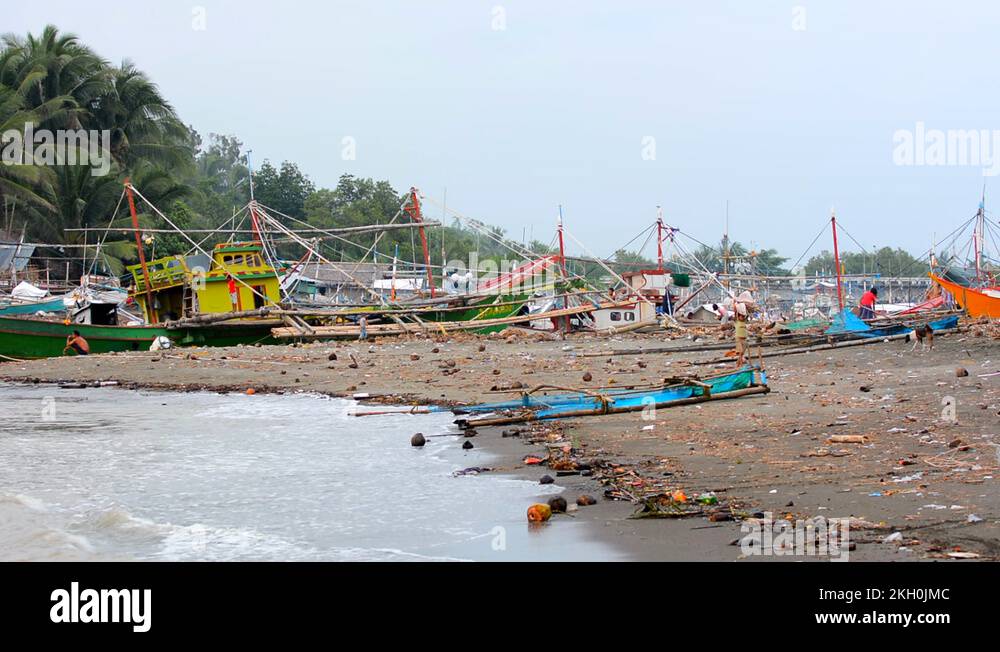 Fishing Boats Takes Over For Bad Weather Approaching, Philippines Stock ...