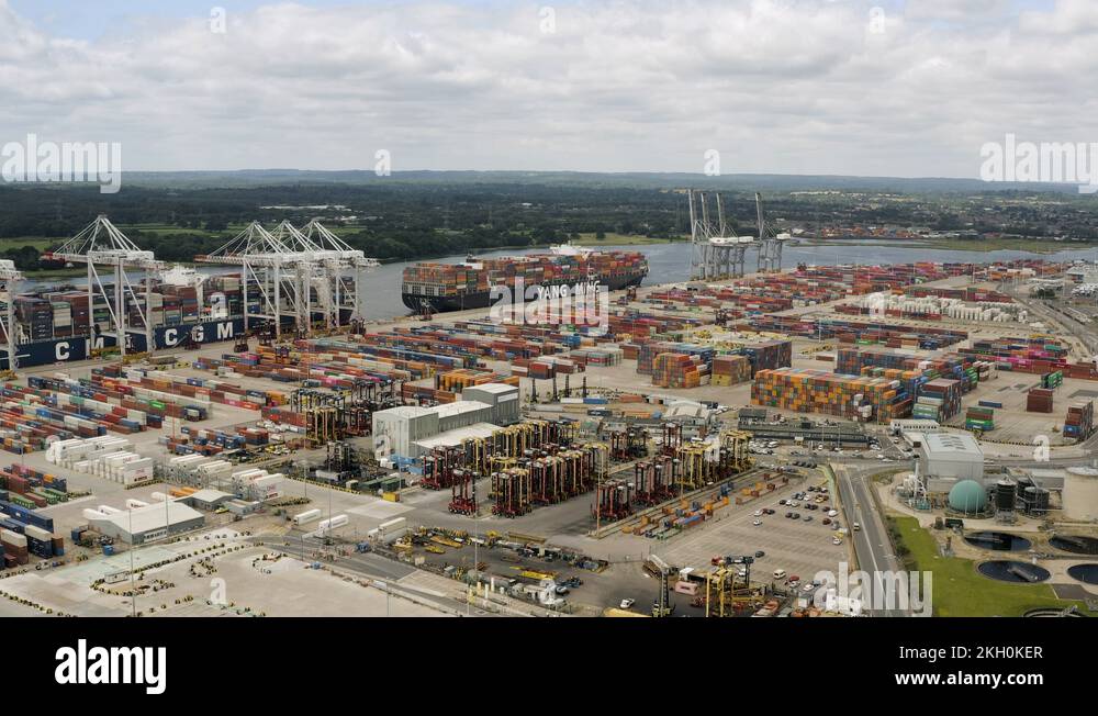 Cargo Southampton Container Terminal Stock Videos And Footage Hd And 4k