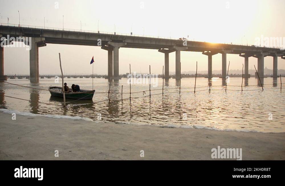 Under Allahabad Bridge at Sangam, where the River Ganges and River ...