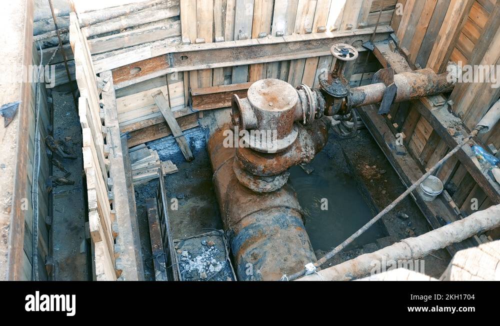 Sewage repair Stock Videos & Footage - HD and 4K Video Clips - Alamy