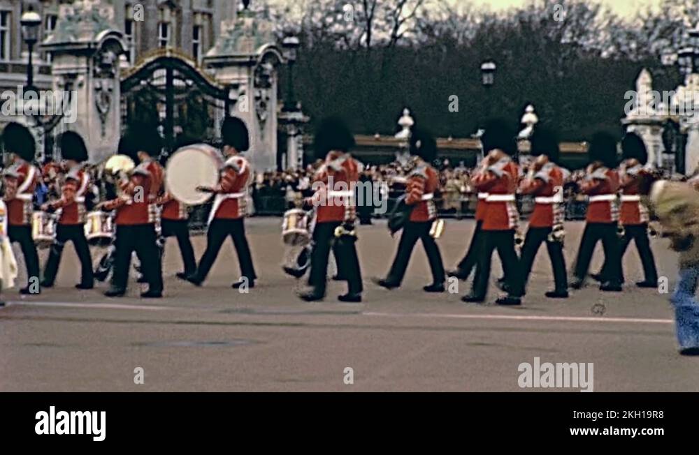 Ceremony trooping the colour Stock Videos & Footage - HD and 4K Video ...