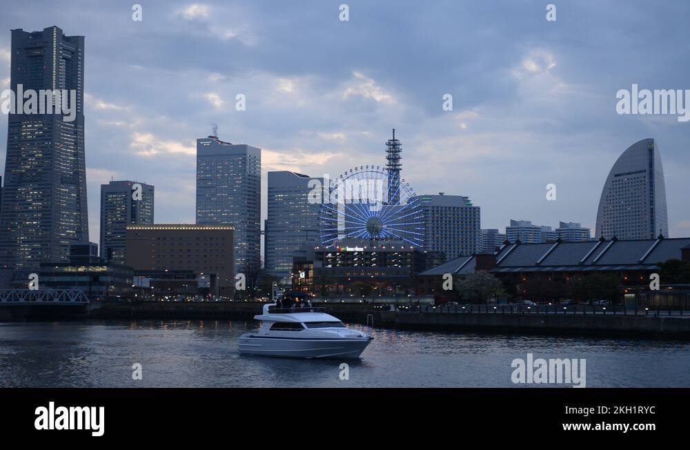 Yokohama landmarks Stock Videos & Footage - HD and 4K Video Clips - Alamy