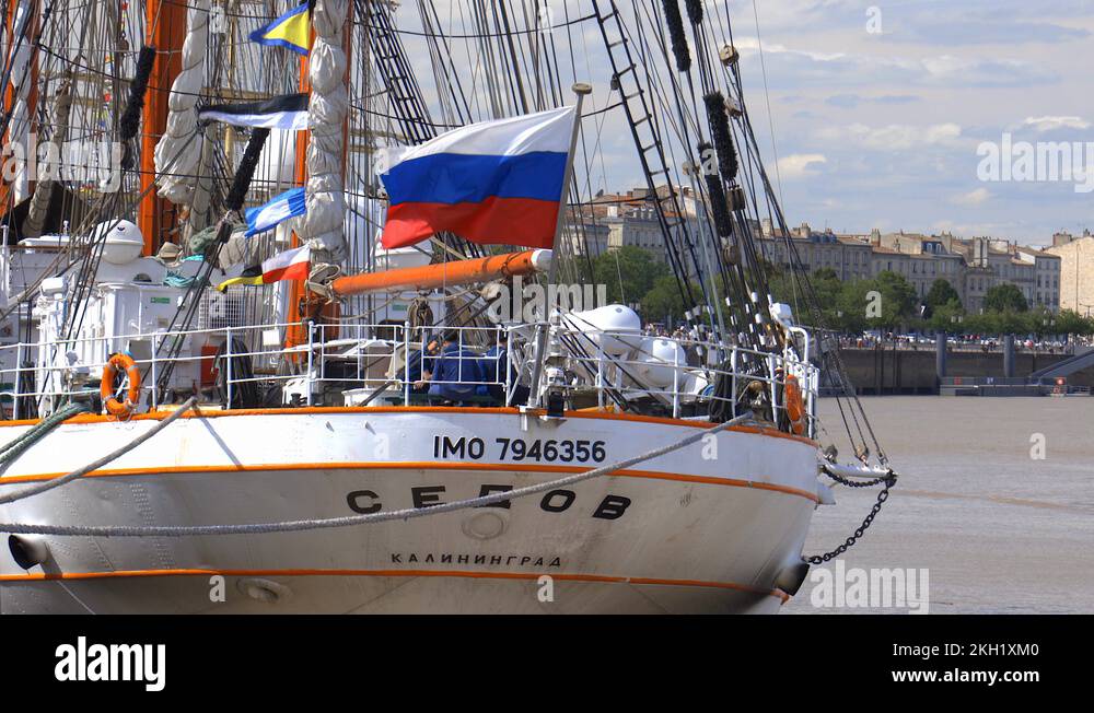Tall ship stern Stock Videos & Footage - HD and 4K Video Clips - Alamy