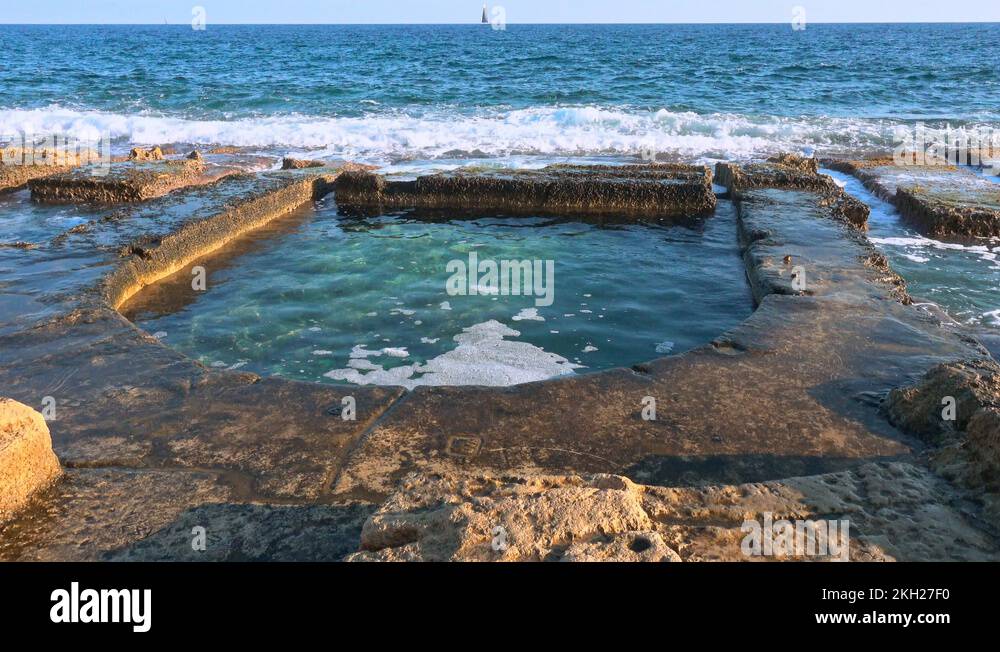 Roman pools Stock Videos & Footage - HD and 4K Video Clips - Alamy