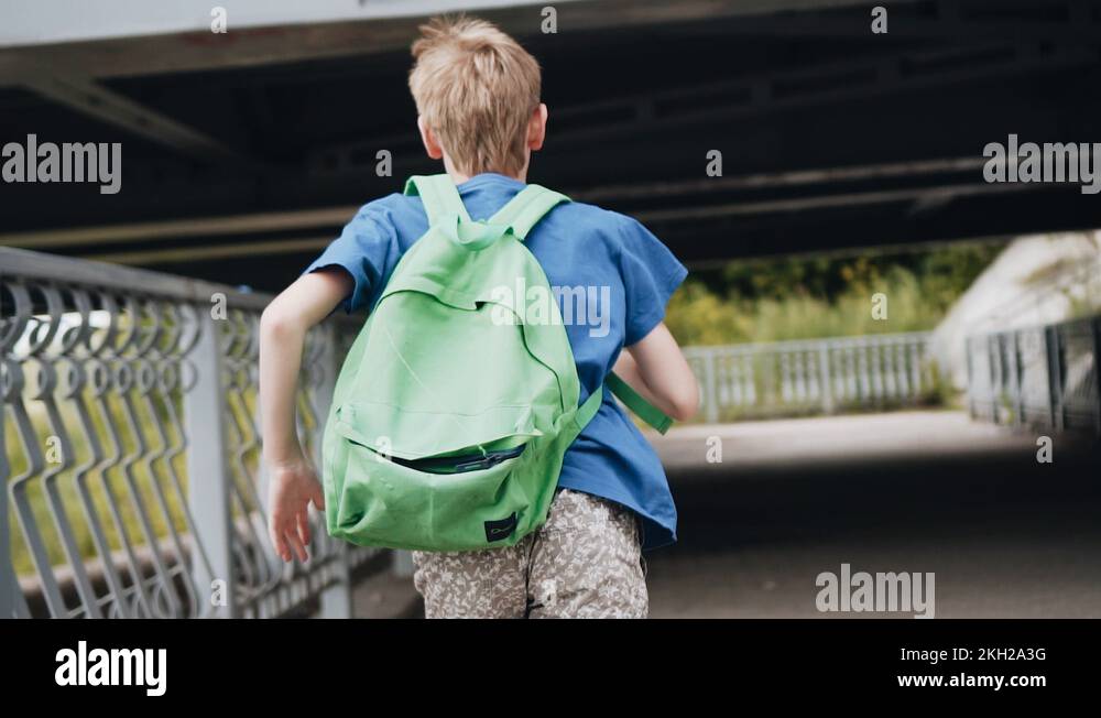 Grabs hands Stock Videos & Footage - HD and 4K Video Clips - Alamy