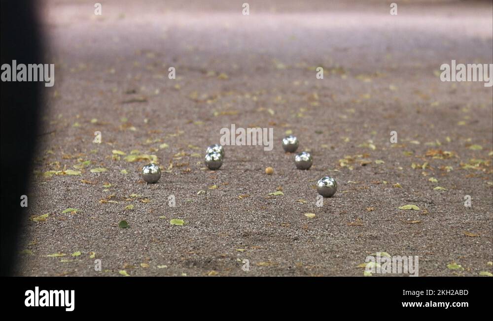 Boule sphere Stock Videos & Footage - HD and 4K Video Clips - Alamy