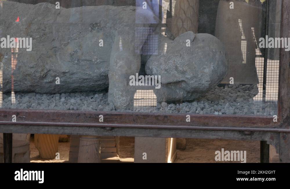 Body cast Stock Videos & Footage - HD and 4K Video Clips - Alamy
