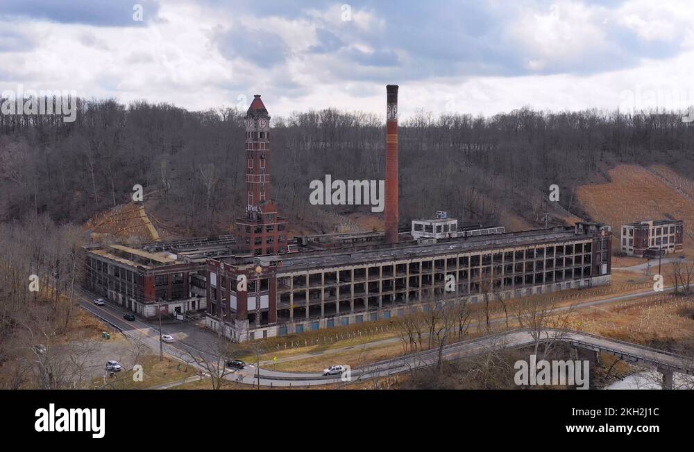 Midwest factory abandoned Stock Videos & Footage - HD and 4K Video ...