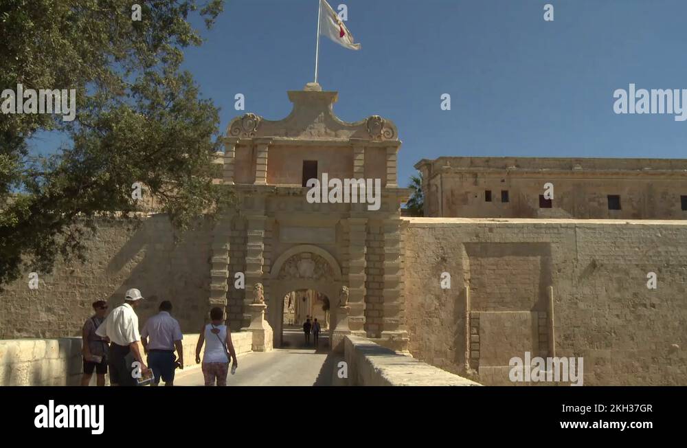 Main gate to city Stock Videos & Footage - HD and 4K Video Clips - Alamy