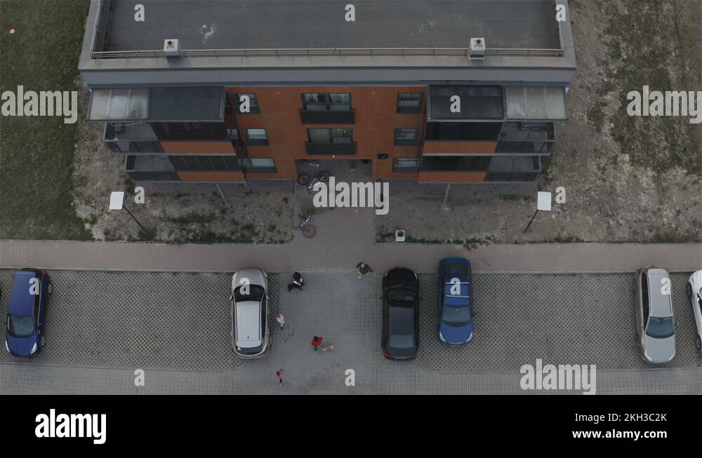 Unmanned building Stock Videos & Footage - HD and 4K Video Clips - Alamy