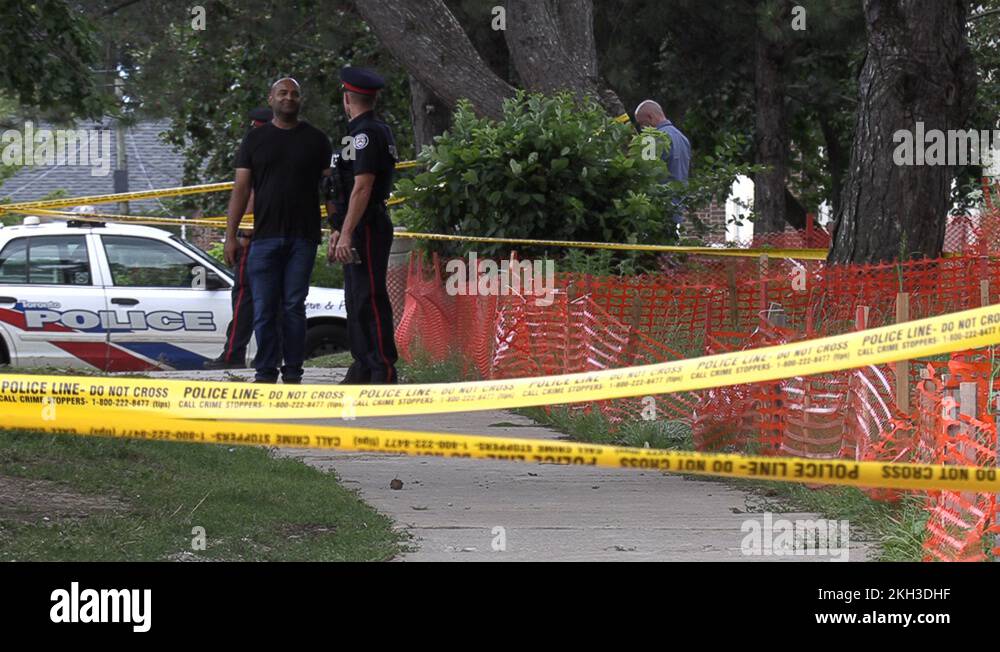 Toronto police and shooting murder crimes scene in residential area of ...