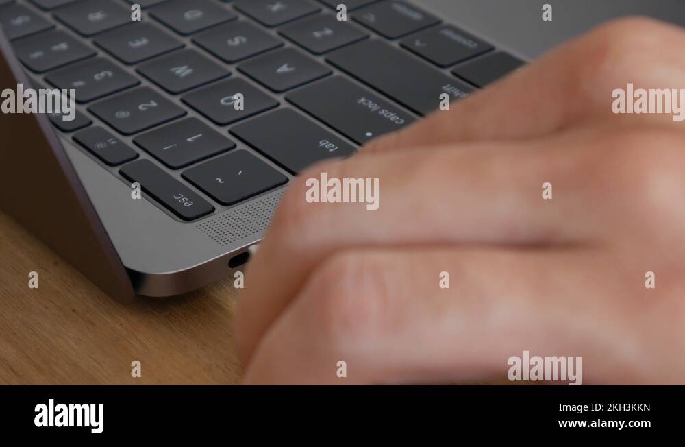 C type usb connector Stock Videos & Footage - HD and 4K Video Clips - Alamy