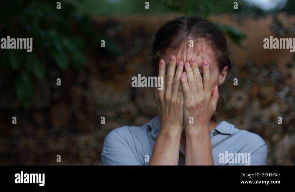 Battered hands Stock Videos & Footage - HD and 4K Video Clips - Alamy