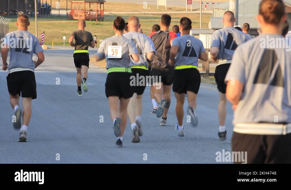 Army marathon Stock Videos & Footage - HD and 4K Video Clips - Alamy