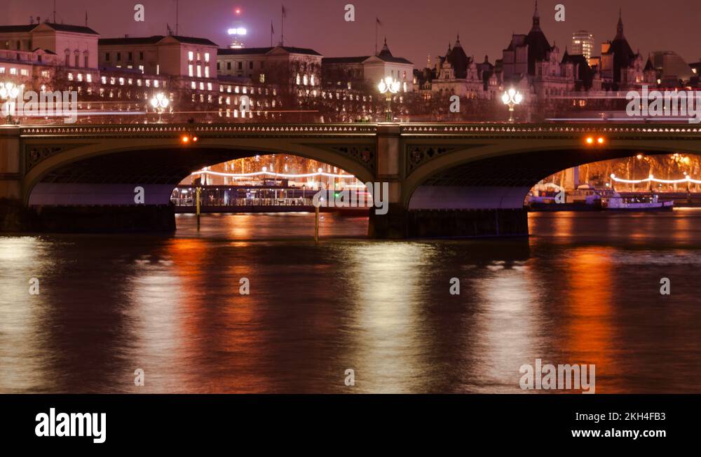 Underneath boats Stock Videos & Footage - HD and 4K Video Clips - Alamy