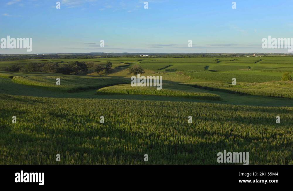 Iowa farm aerial Stock Videos & Footage - HD and 4K Video Clips - Alamy