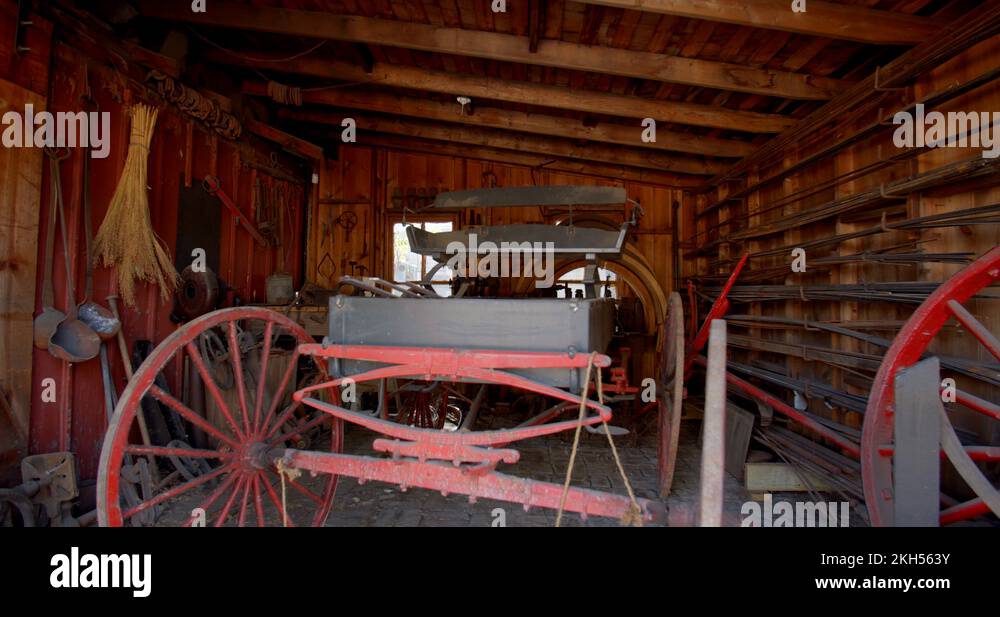Western barn Stock Videos & Footage - HD and 4K Video Clips - Alamy