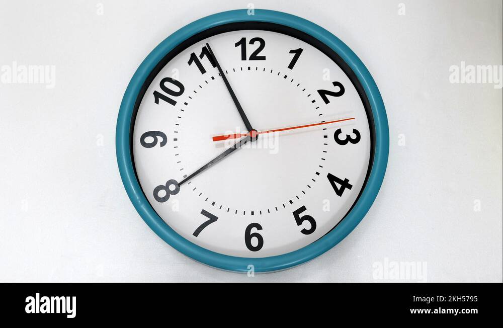 Eight red arrows Stock Videos & Footage - HD and 4K Video Clips - Alamy