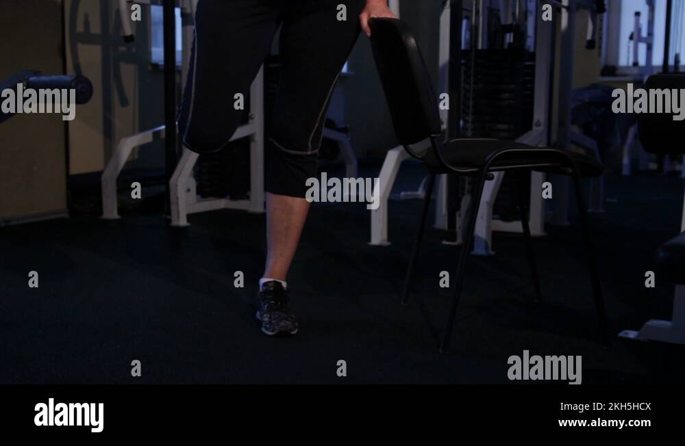 Flexion of the leg Stock Videos & Footage - HD and 4K Video Clips - Alamy