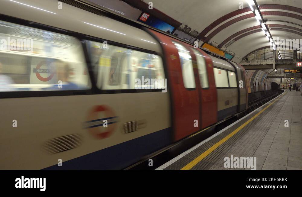 London underground station advert Stock Videos & Footage - HD and 4K ...