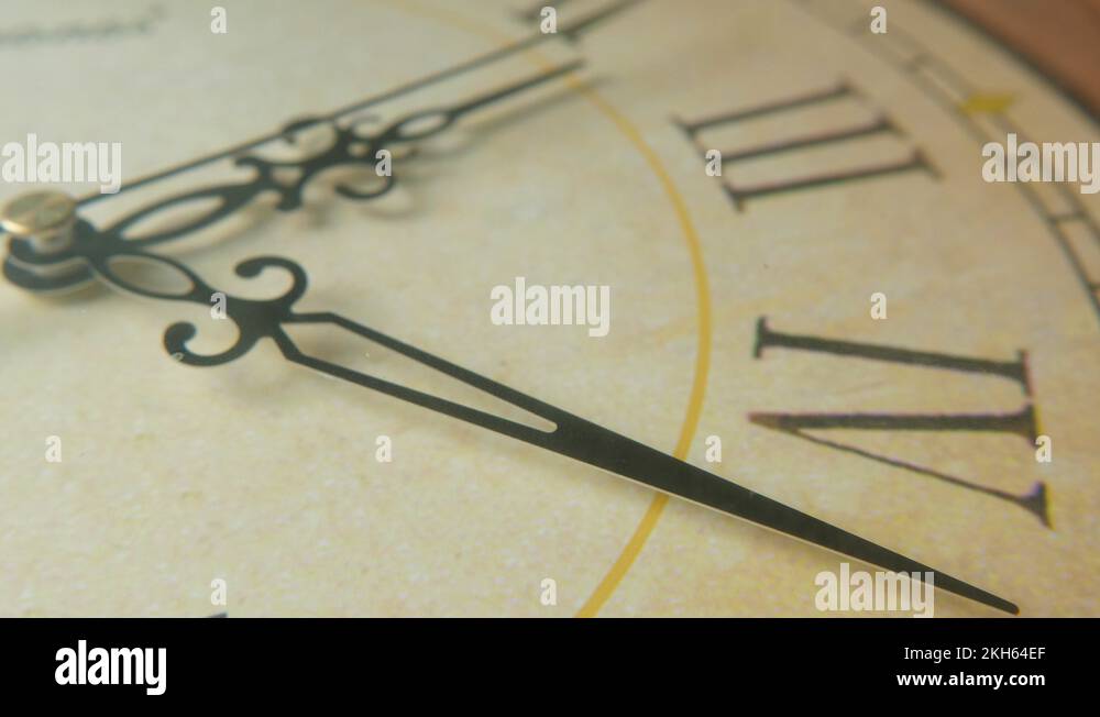 Twenty past three Stock Videos & Footage - HD and 4K Video Clips - Alamy